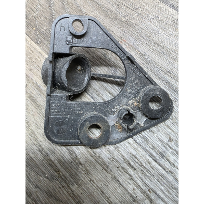 support plastic fixation commande retroviseur droit peugeot 306 p306 ...
