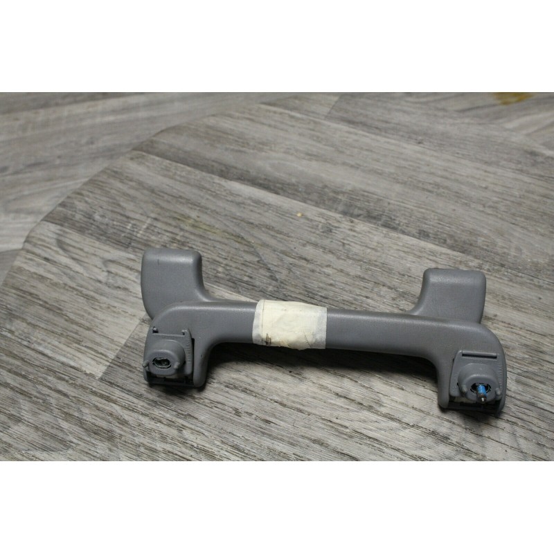 poignee de plafond audi A6 break 2.5 V6 TDI 180 2000 4B0857607