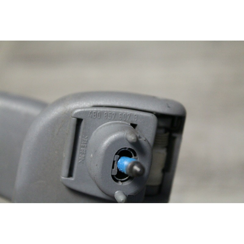 poignee de plafond audi A6 break 2.5 V6 TDI 180 2000 4B0857607